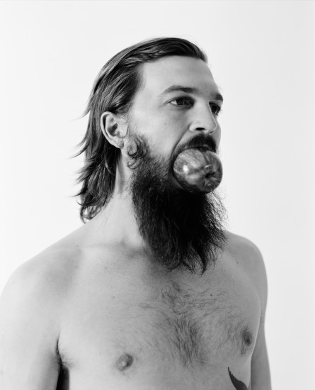 Max Snow - purple MAGAZINE