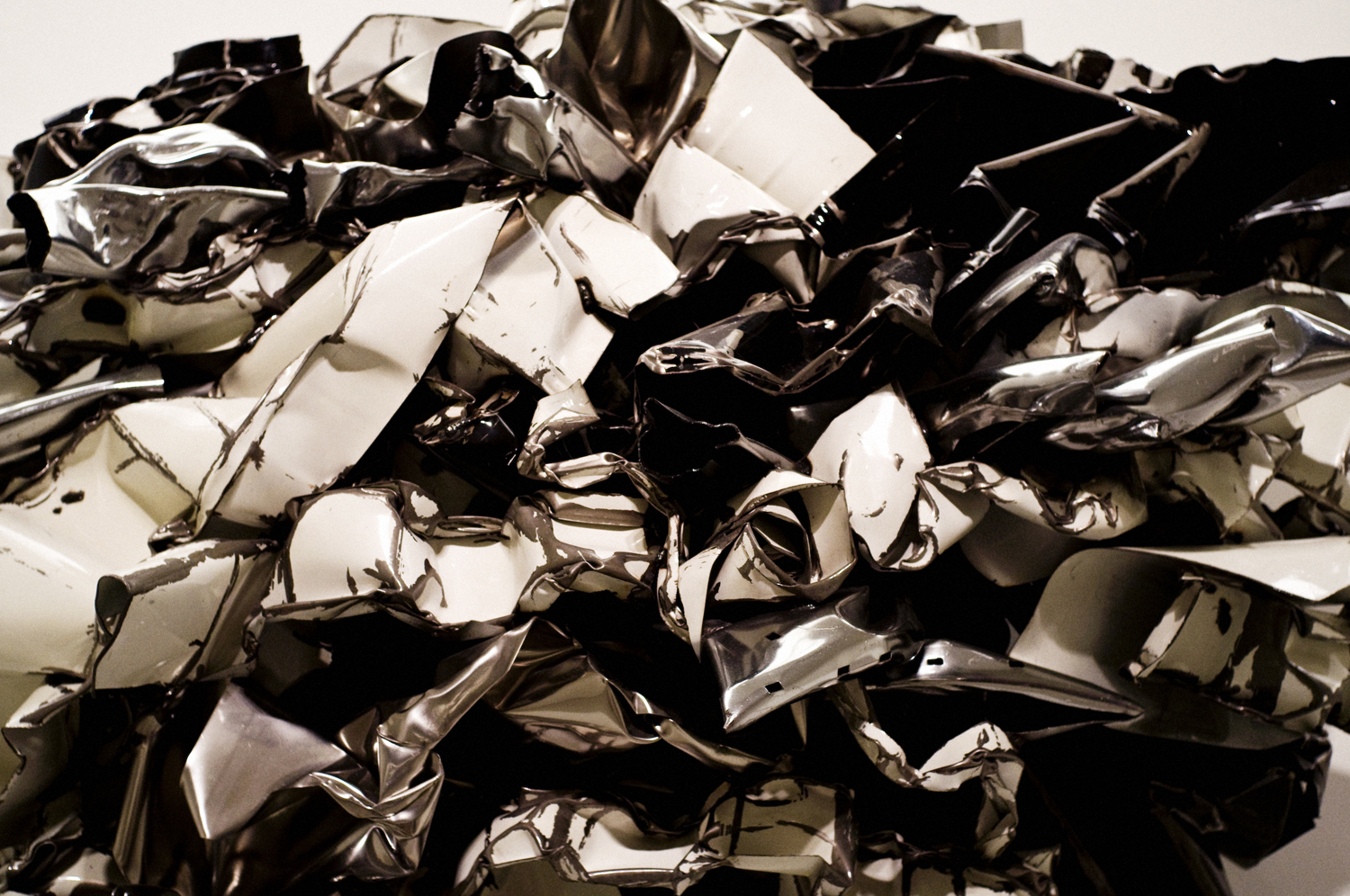 JOHN CHAMBERLAIN at the Guggenheim Museum, New York - purple ART