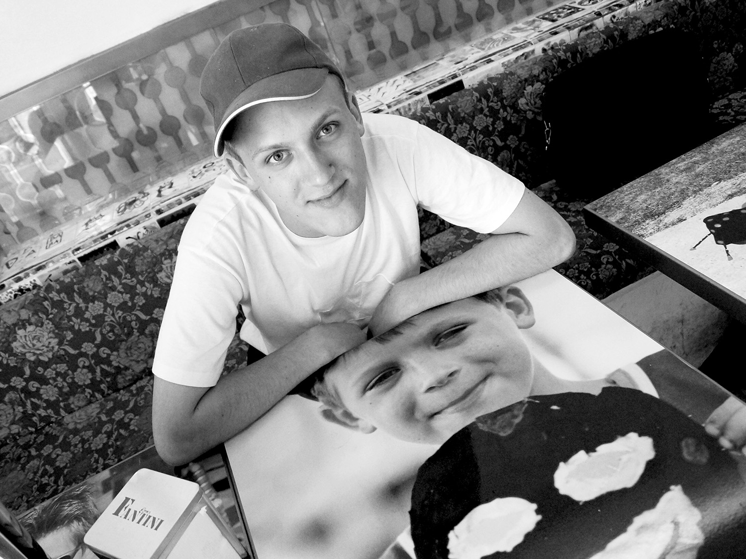 Davide Stucchi's exhibition at Cafe Peru, Rome - purple ART