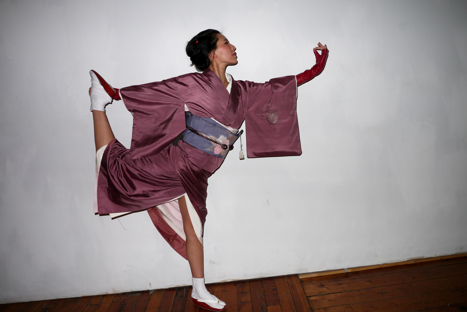 Mai Ueda in kimono - purple DIARY