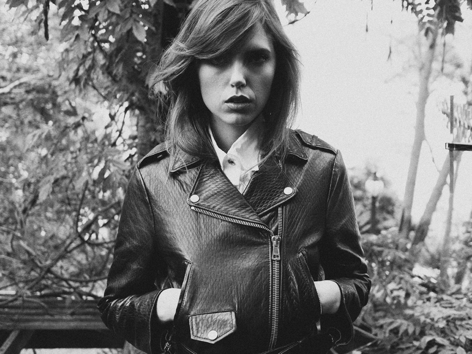 Australian model and musician Rhia Taranto at her Lake House for the ...