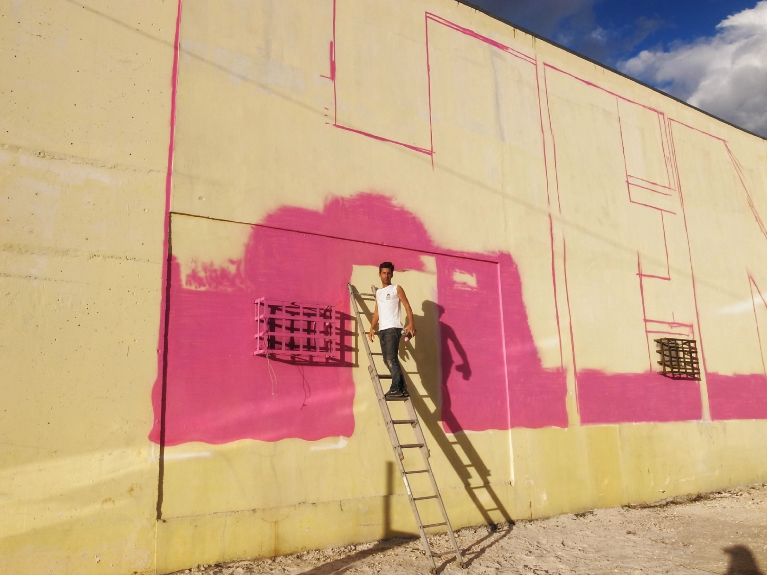 Andre Saraiva Love Graffiti, Miami - purple ART