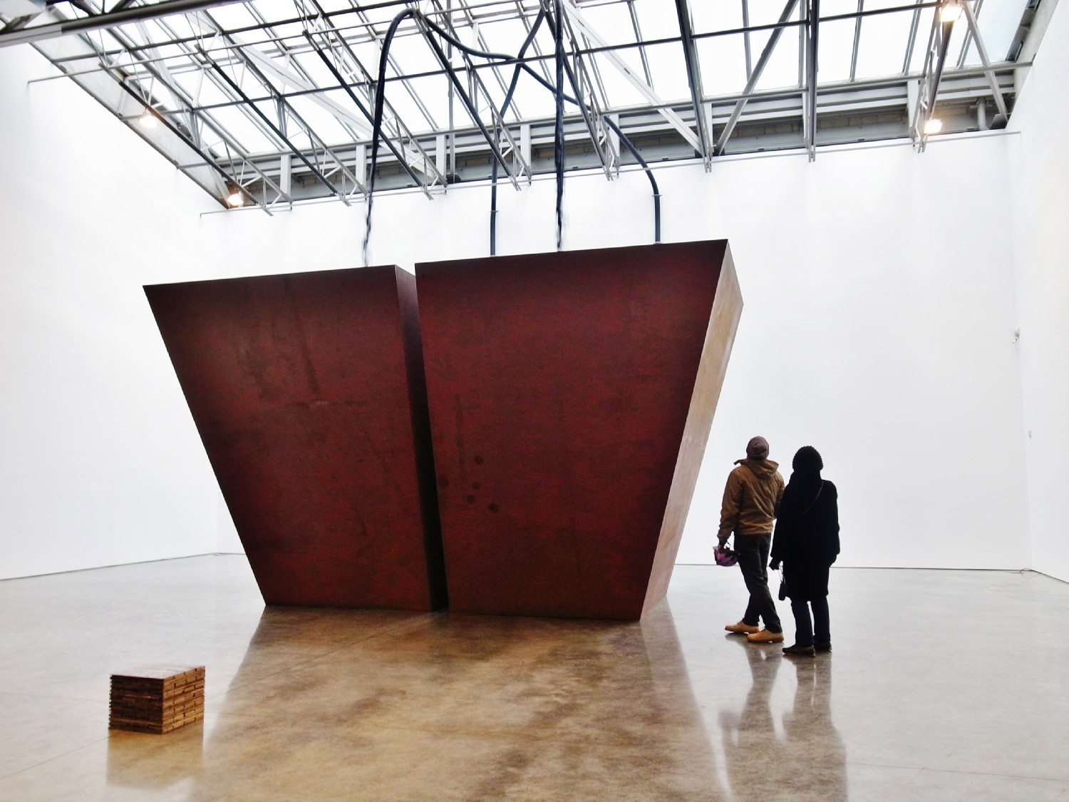 Miroslaw Balka at Gladstone Gallery, New York - purple ART