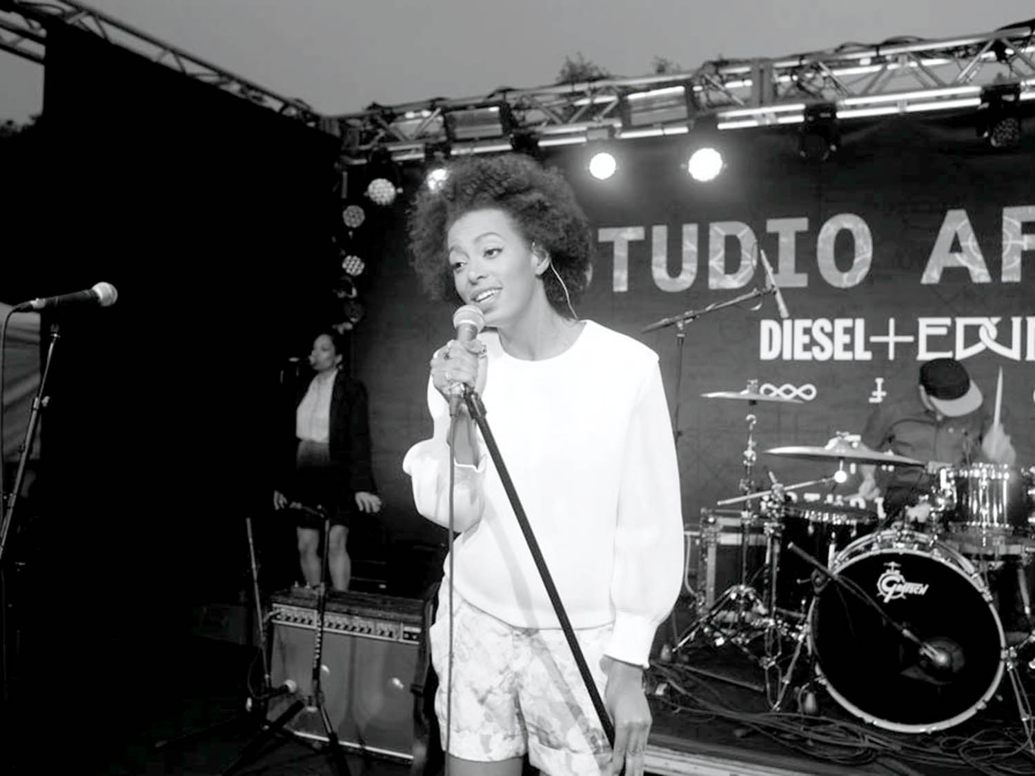 Solange Knowles performing at the Diesel X Edun Studio Africa launch ...