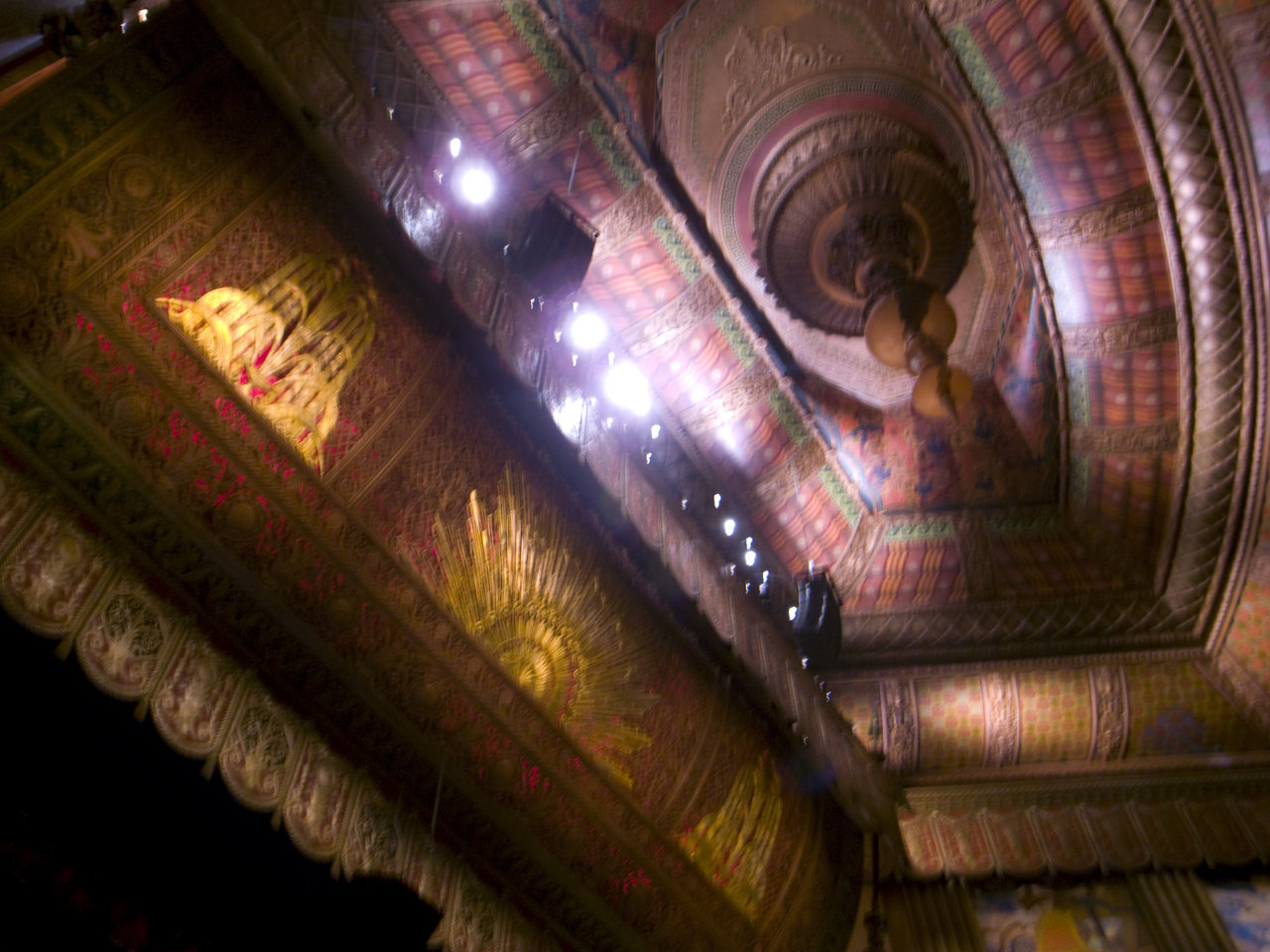 The recently renoveted ceiling of the Beacon Theatre, New York. Photo ...