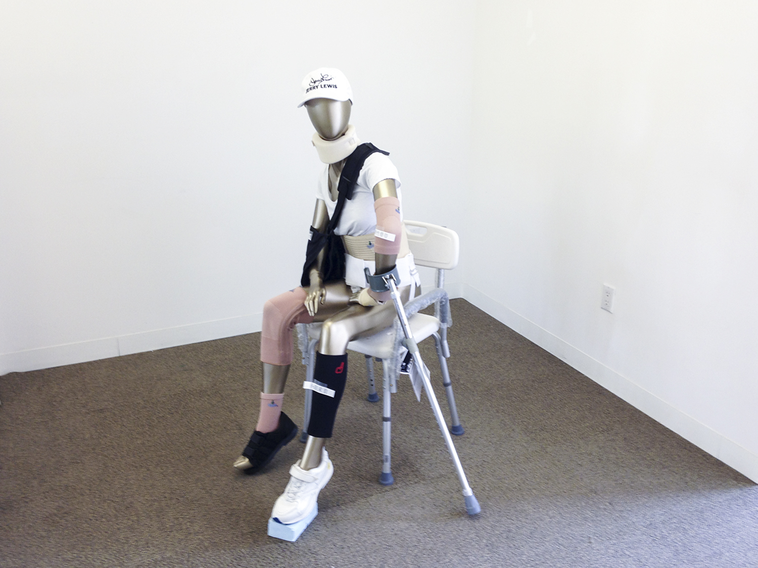 A Louis Eisner sculpture at the Still House Group show at Art Basel ...