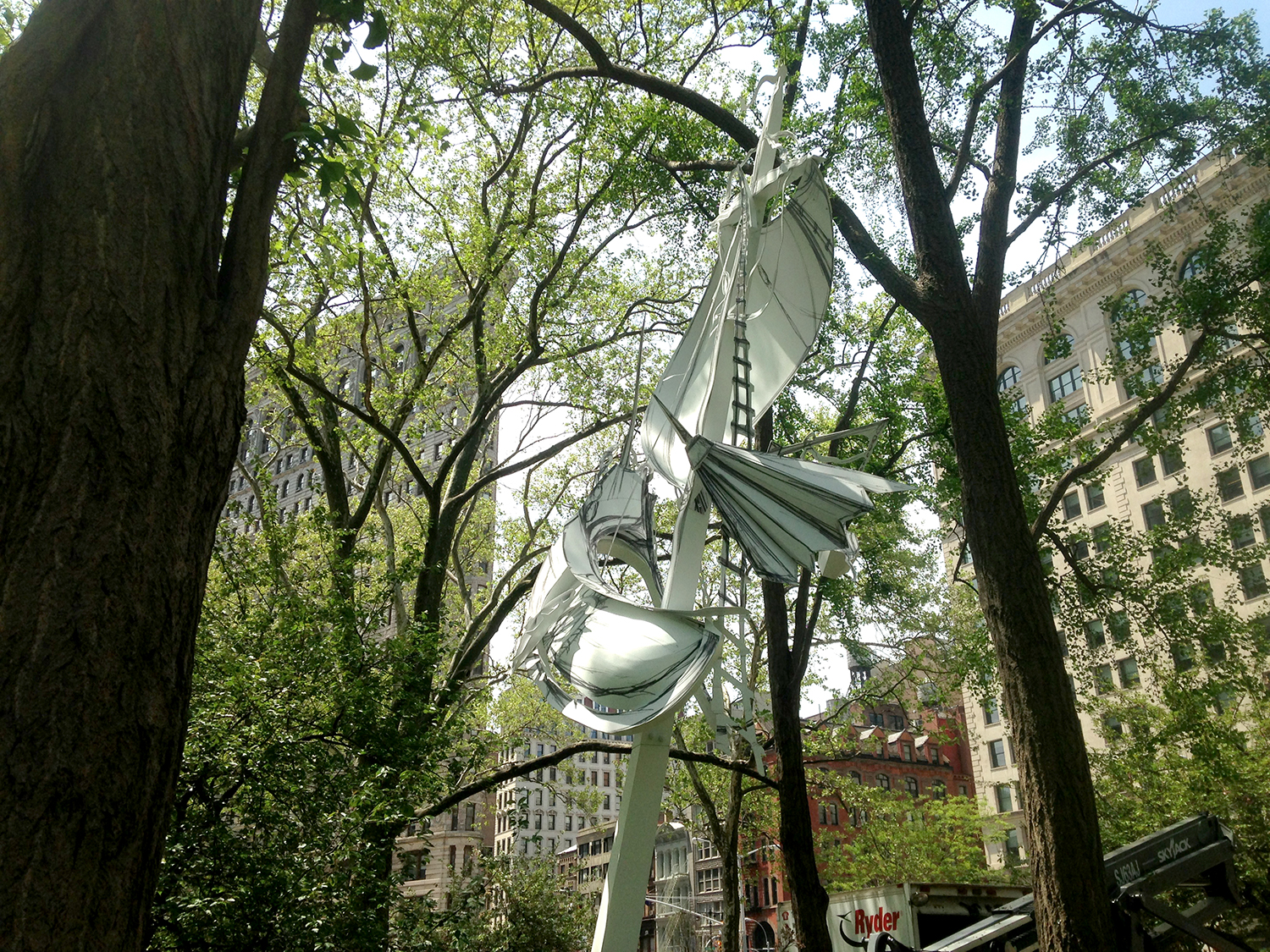 A new Rachel Feinstein sculpture at Madison Square Park, New York ...