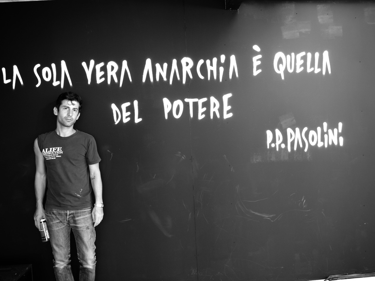 Andre Saraiva in front of his fresh graffiti at the UGC Studios ...