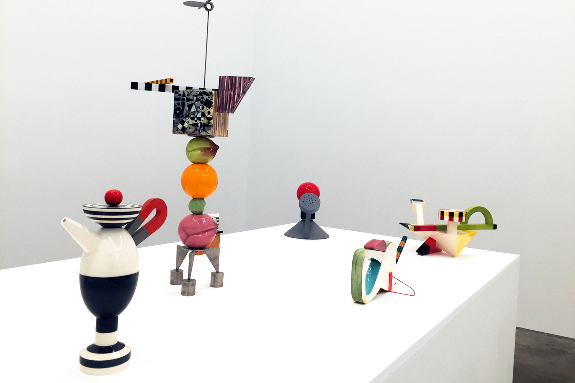 Peter Shire "A Survey of Ceramics: 1970s to the Present" at Derek Eller Gallery, New York ...