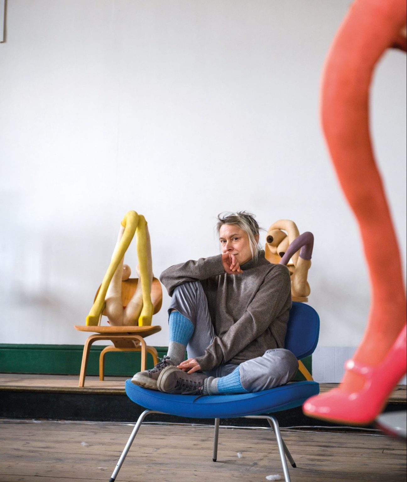 sarah lucas - purple MAGAZINE